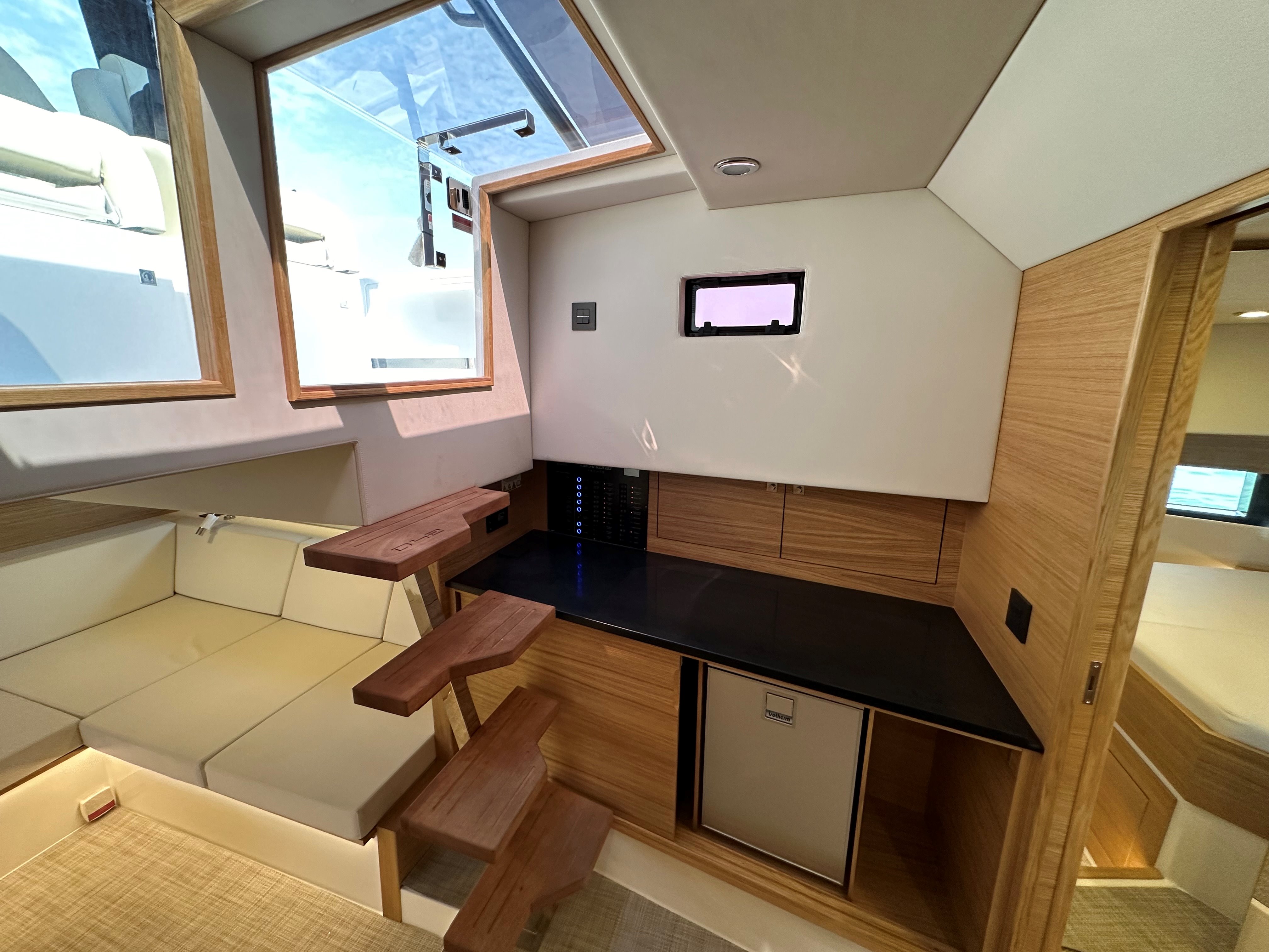 2023 De Antonio D42 OPEN